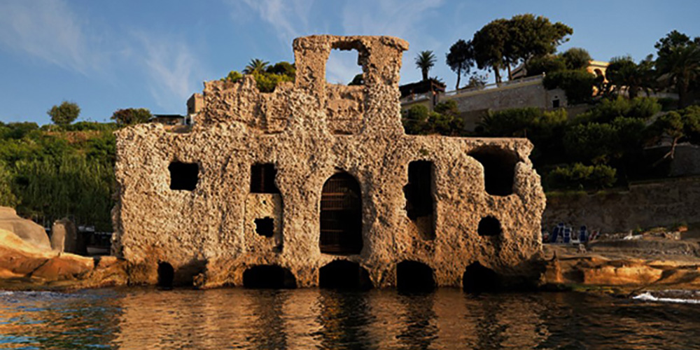 On the trail of the ghosts of Naples: the mysteries of Posillipo ...