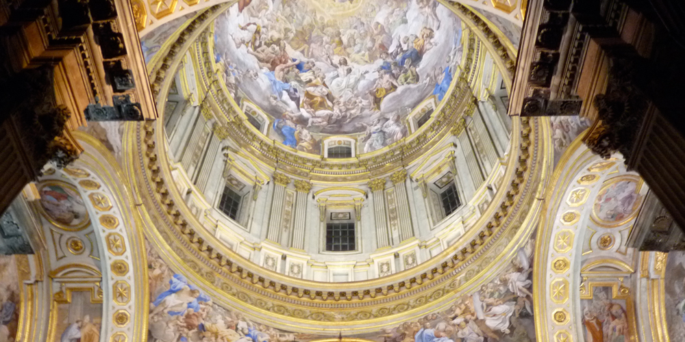 5 most impressive churches in the old town of Naples: their ...