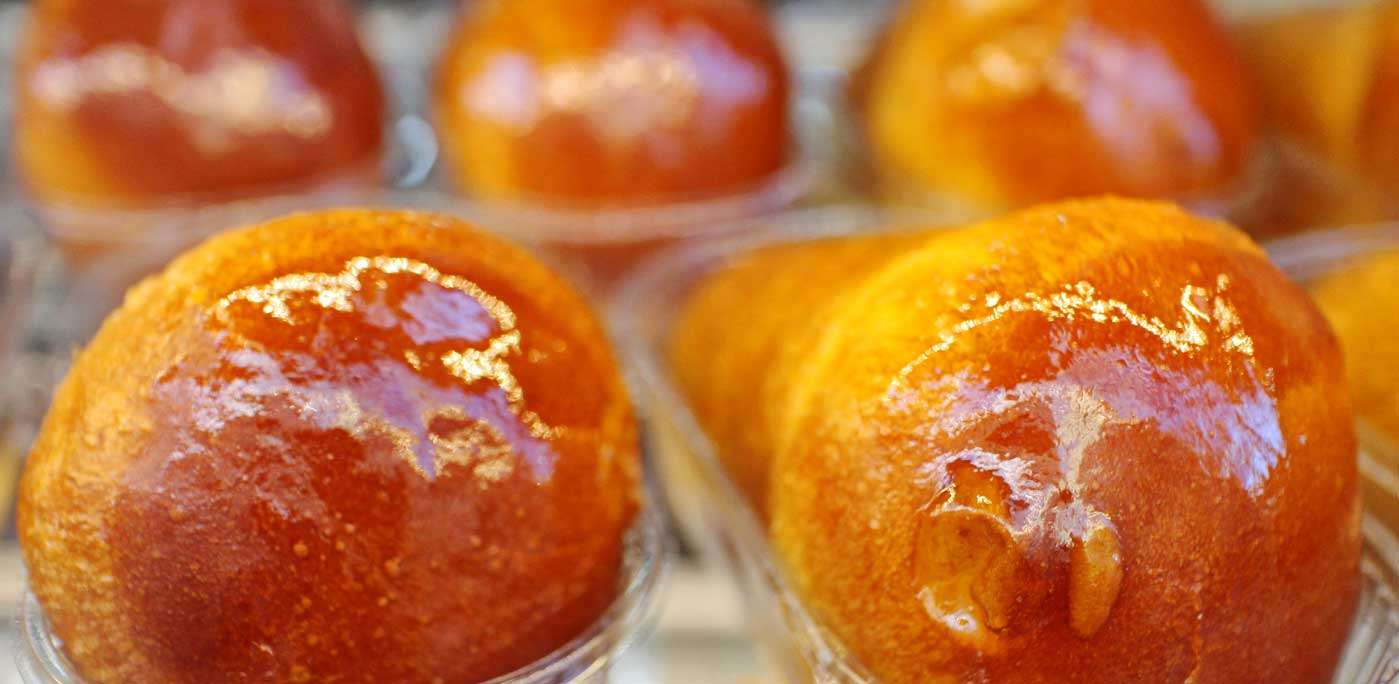 Baba: a royal dessert | visitnaples.eu