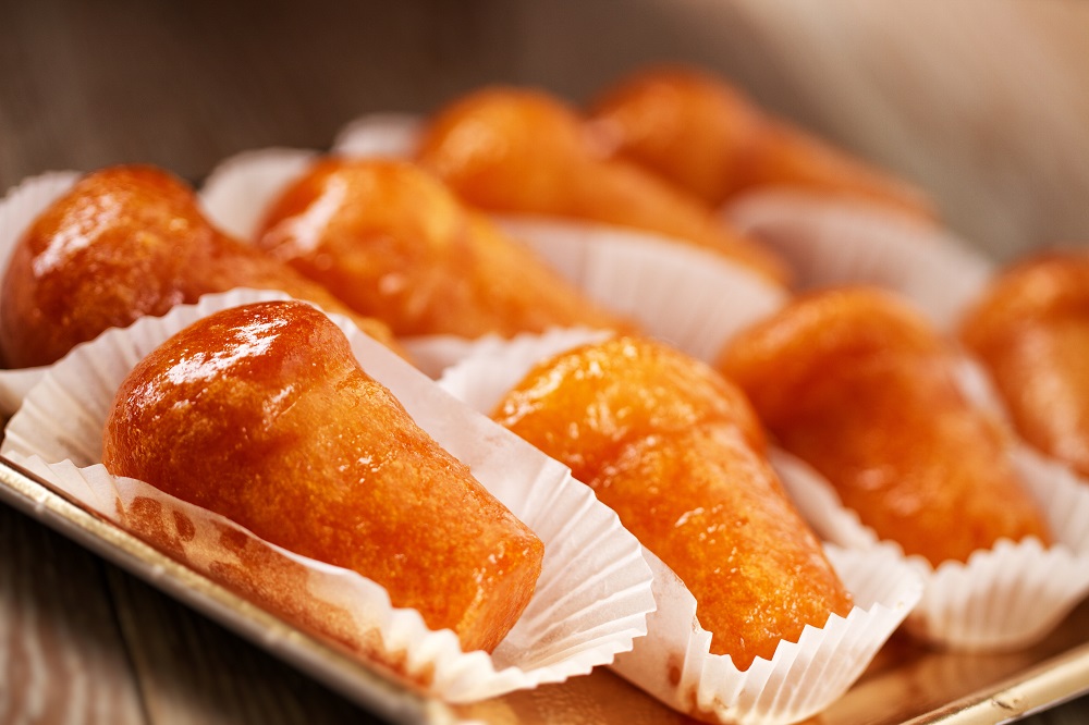 The Babà: the king of Neapolitan Sunday desserts | visitnaples.eu