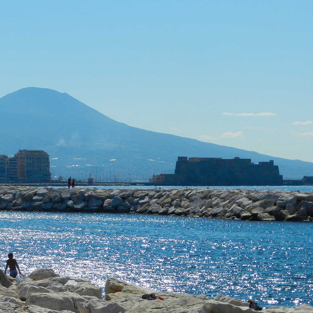 Lungomare Caracciolo - Luoghi di Napoli