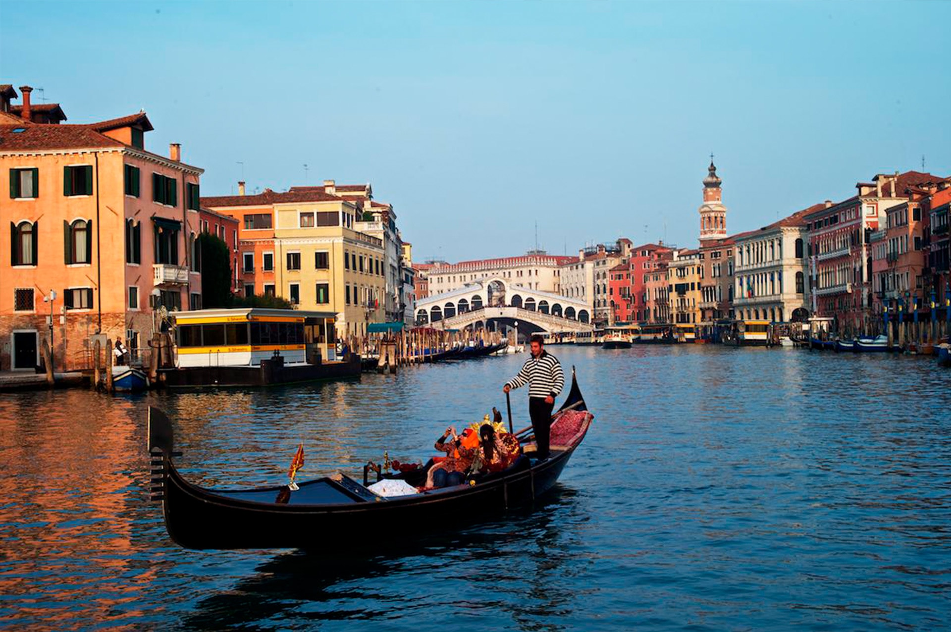Best Venice tours with view in Naples according to Visit Naples